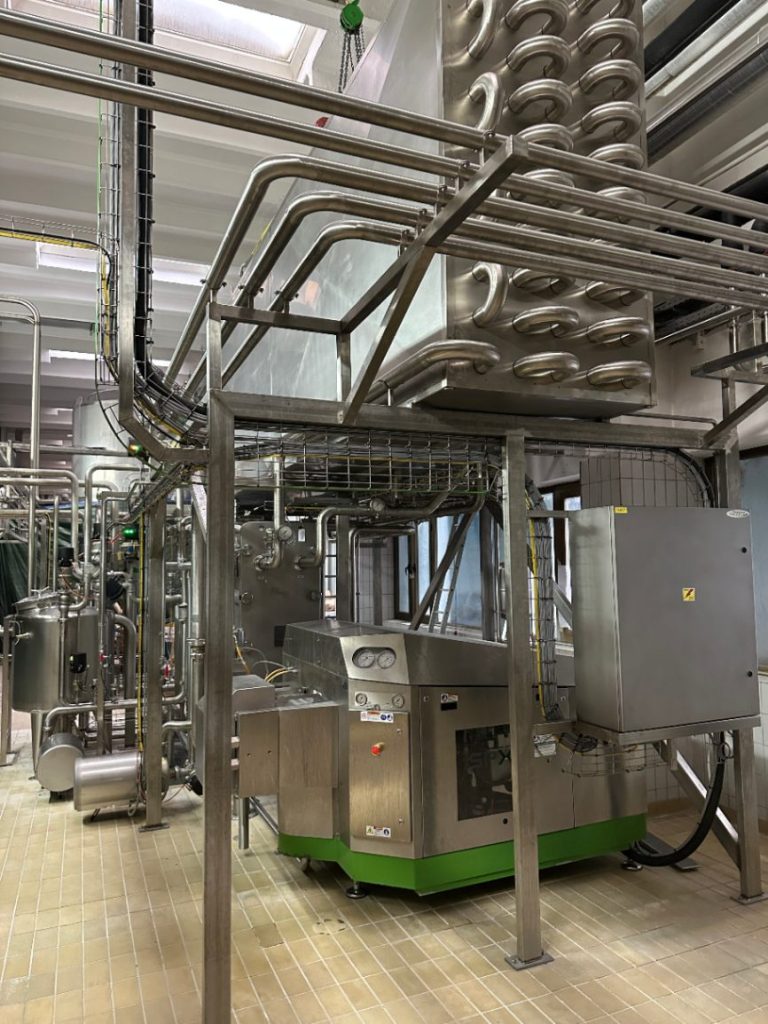 Yoghurt buffer tanks and Pasteurizer 2022-2024 - Frassinox